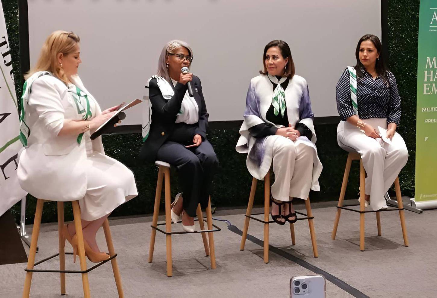 Mujeres líderes empresariales en BC comparten sus experiencias - Campestre